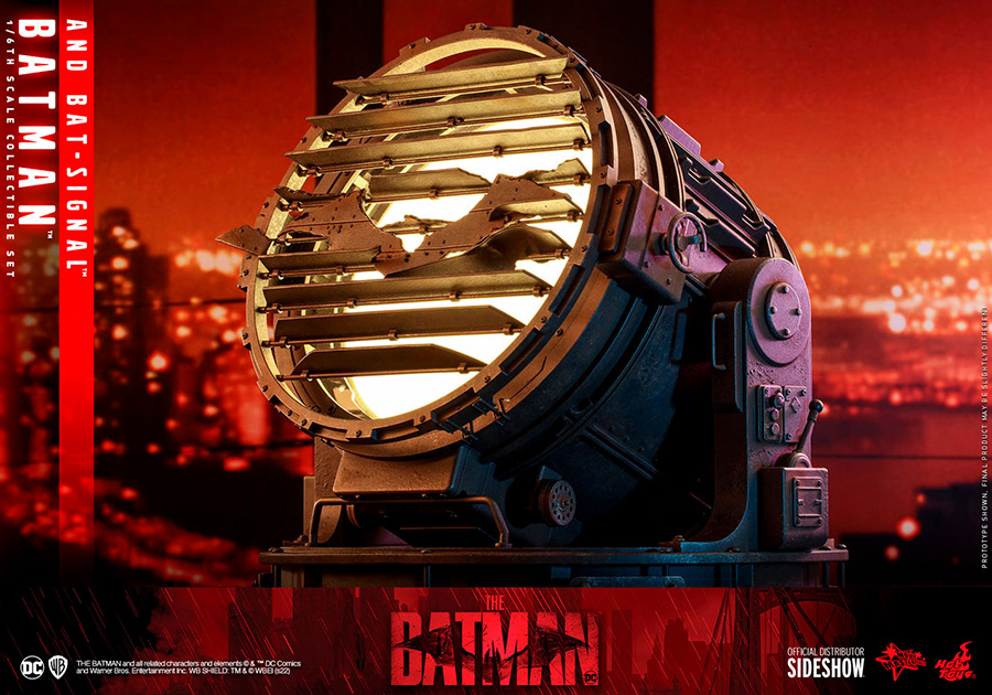 Batman And Bat-Signal Set Sixth Scale Action Figure - Midtown Comics