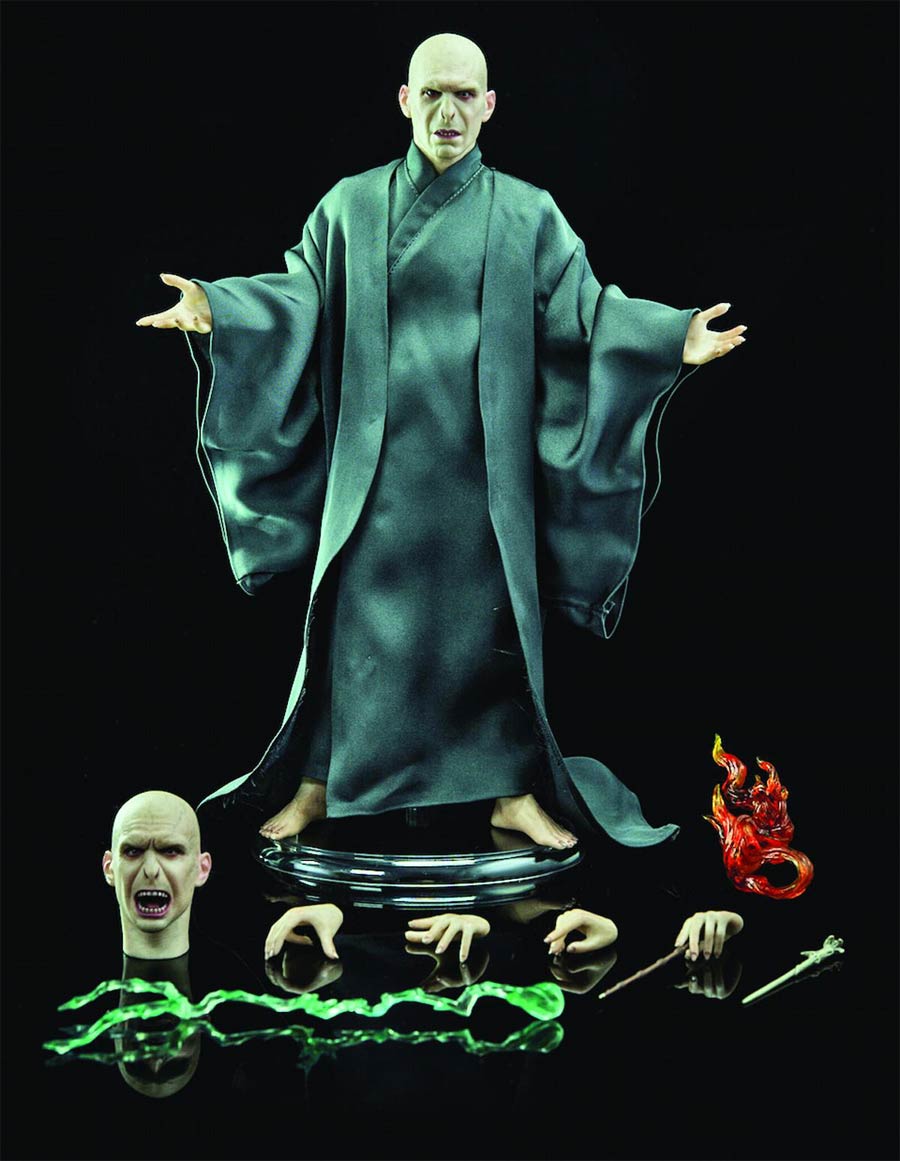 Harry Potter And The Deathly Hallows Lord Voldemort 1/6 Scale Action Figure
