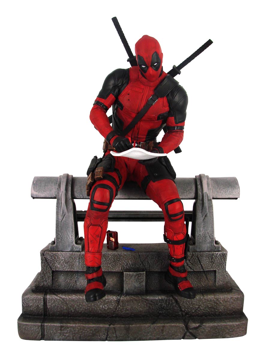 Marvel Movie Premier Collection Deadpool Statue